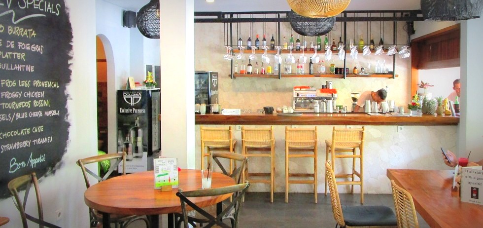 隅々までが素敵。洗練!繊細!なかわいいフレンチのお店～レブビストロ～REV Bistro - バリスクープ｜バリ島観光ツアーの予約ならマイマイ ...