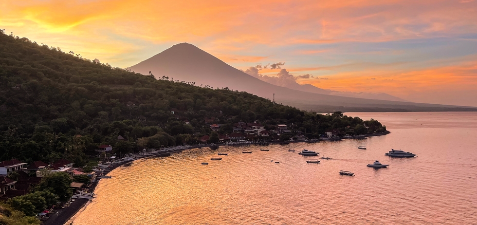 アメッドの絶景レストラン、サンセット ポイント アメッド バリ~Sunset Point Amed Bali~ - バリスクープ｜バリ島観光 ...